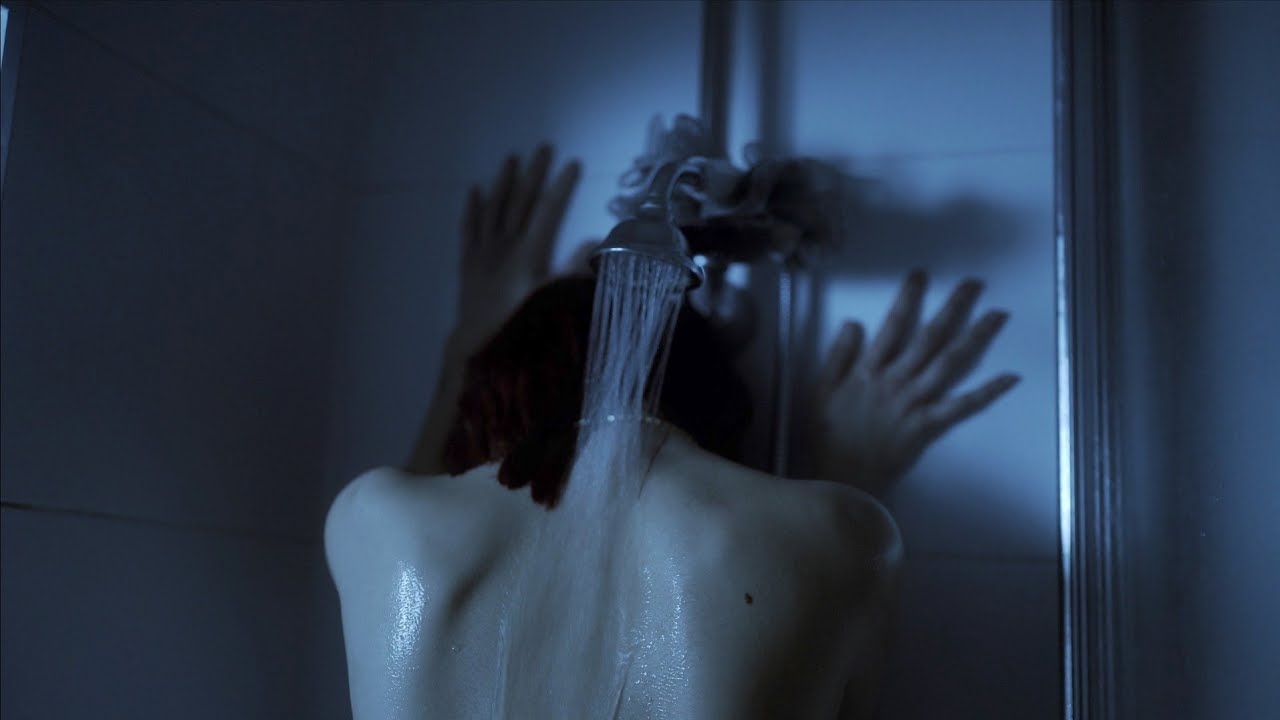 Κυκλοφόρησε το νέο video clip του Cara με τίτλο «Εξ Επαφής» - Rapnroll.gr